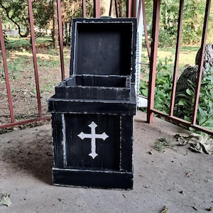 4 Gallon Gothic Style Wood Trash Can, Goth Bathroom, Waste Basket ...