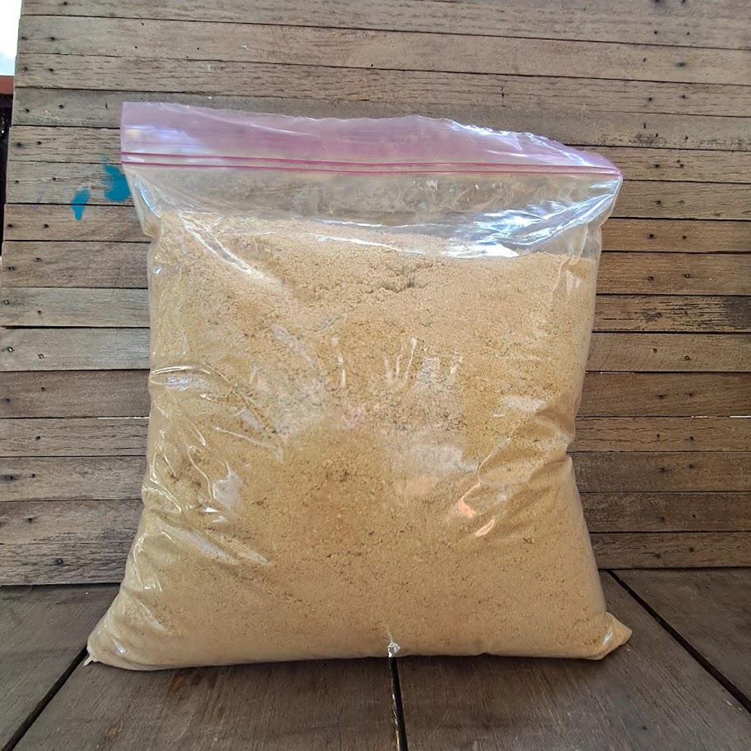 Fine Sawdust, 1 Gallon Bag, Mixed Wood, Sawdust for Crafting, Plants ...