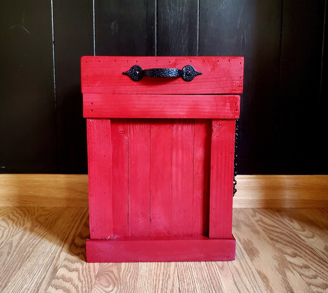 Red Trash Can, 4 Gallon Bin, Gothic Trash Bin, Gothic Bathroom Storage ...