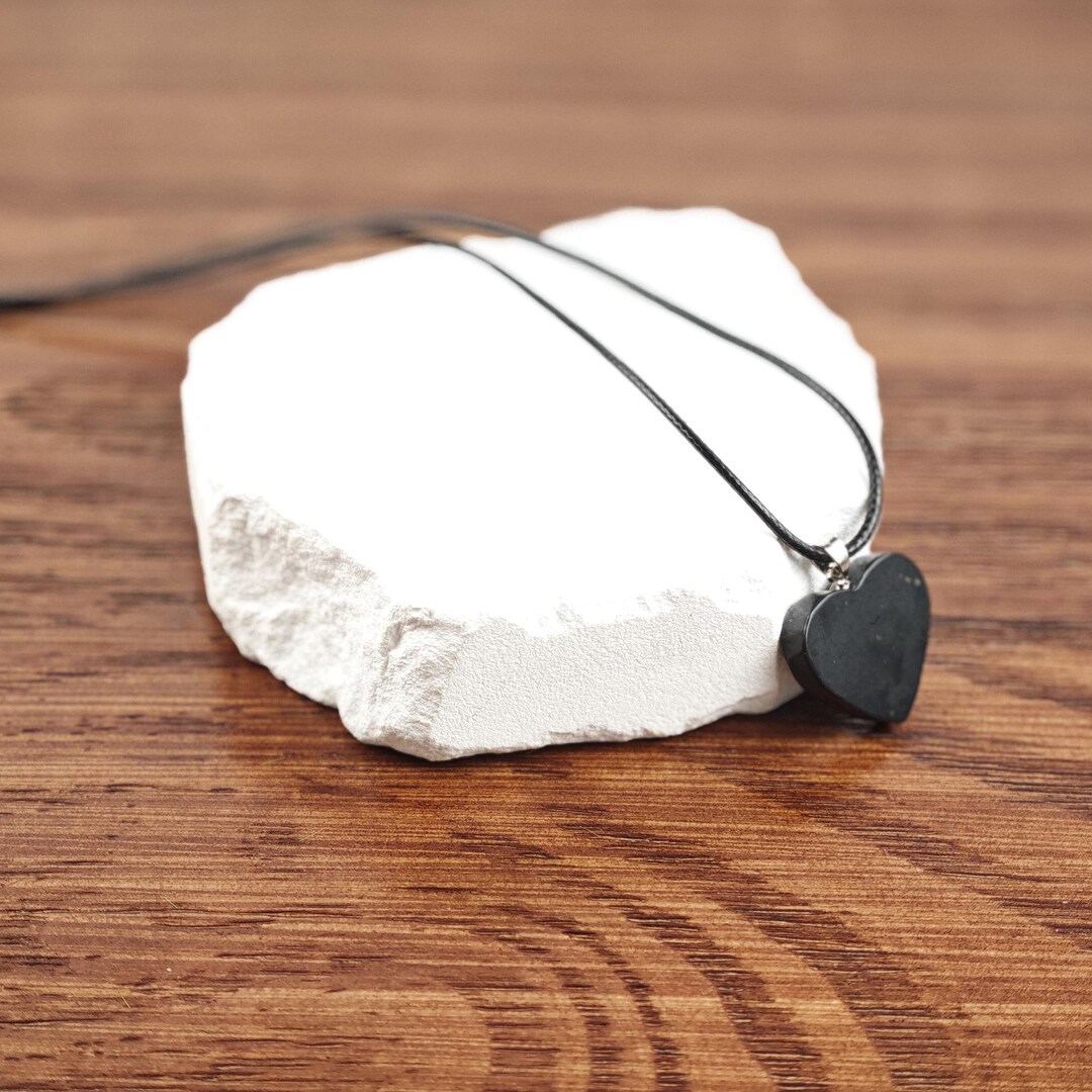Heart Shungite Pendant Necklace: EMF Protection Crystal Jewelry - Etsy