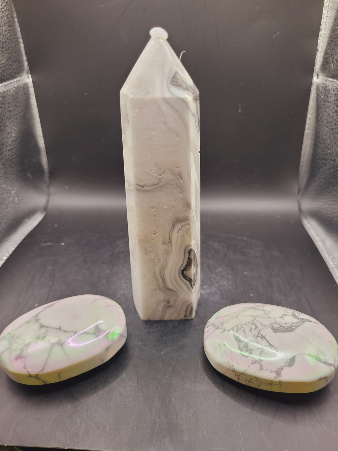 White Plume Tower With 2 Howlite Palm Stones - Etsy