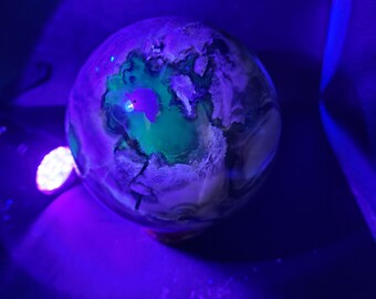 UV Reactive Volcano Agate Crystal Sphere, Fluorescent Volcano Agate ...