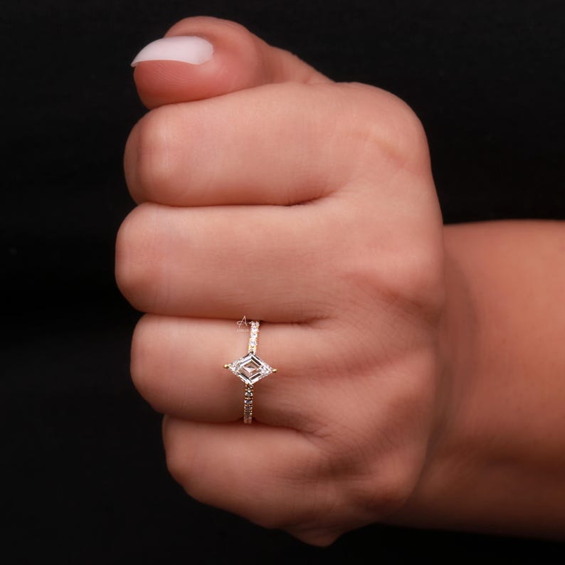 Lozenge Cut Diamond Engagement Ring in Claw Prong Setting, Antique Cut ...