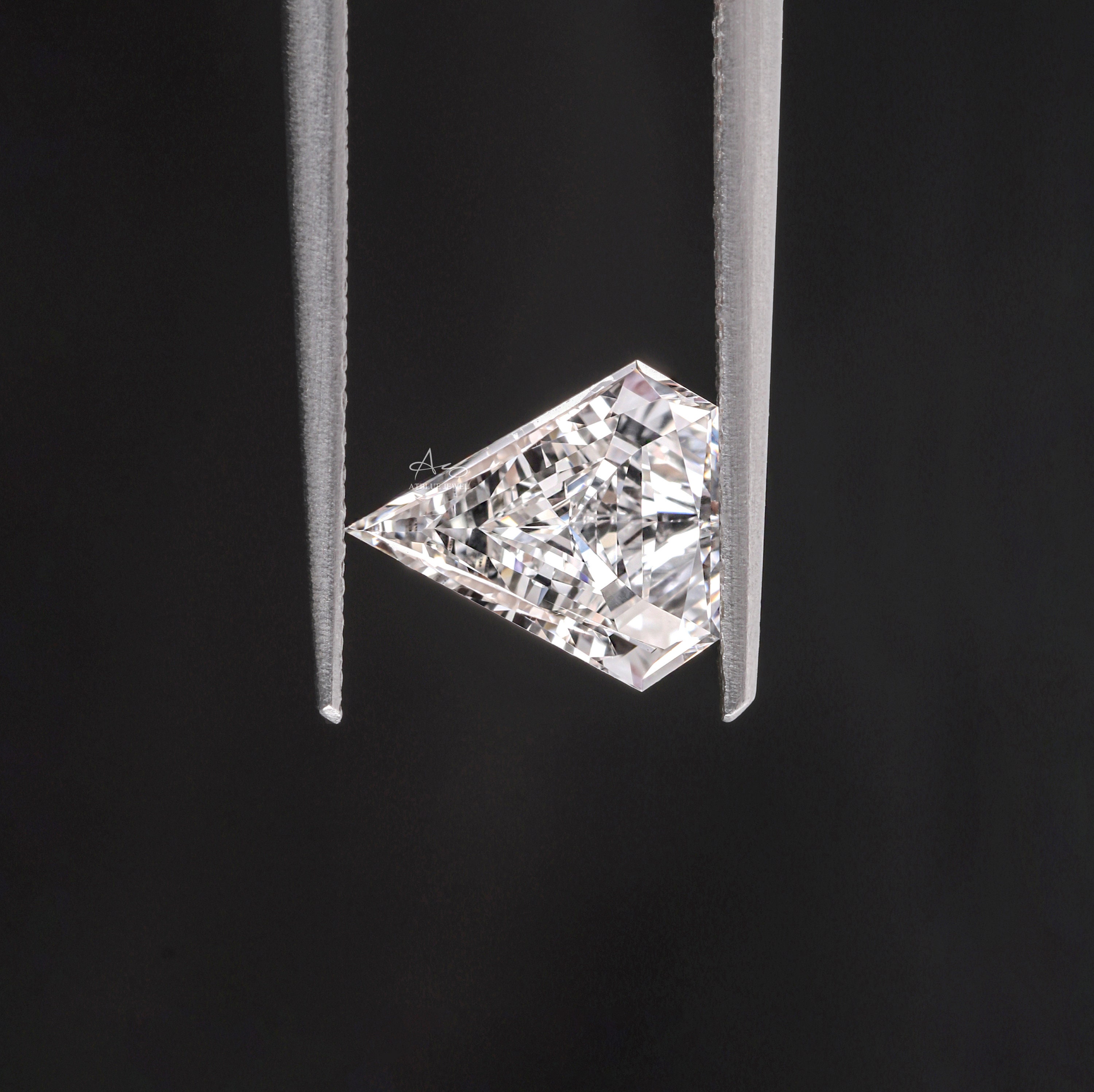 Shield Cut Lab Grown Diamond Ecofriendly Diamond for Engagement Ring ...