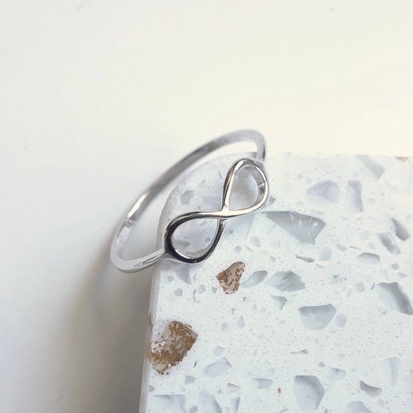 Infinity Symbol Ring - Etsy
