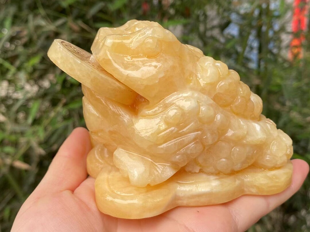 Natural Yellow Jade Money Toad Figurine Feng Shui Fortune Frog Stone ...