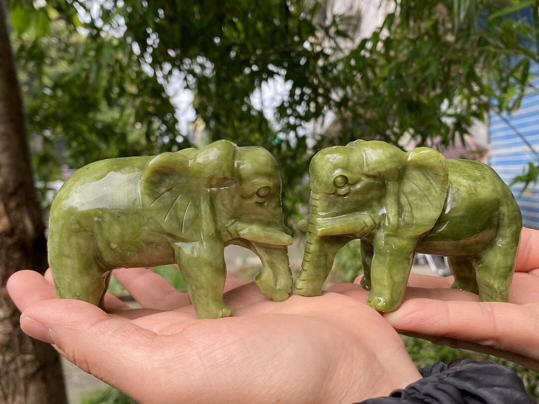 Natural Green Jade Elephant Statue Chinese Feng Shui Lucky Elephant ...