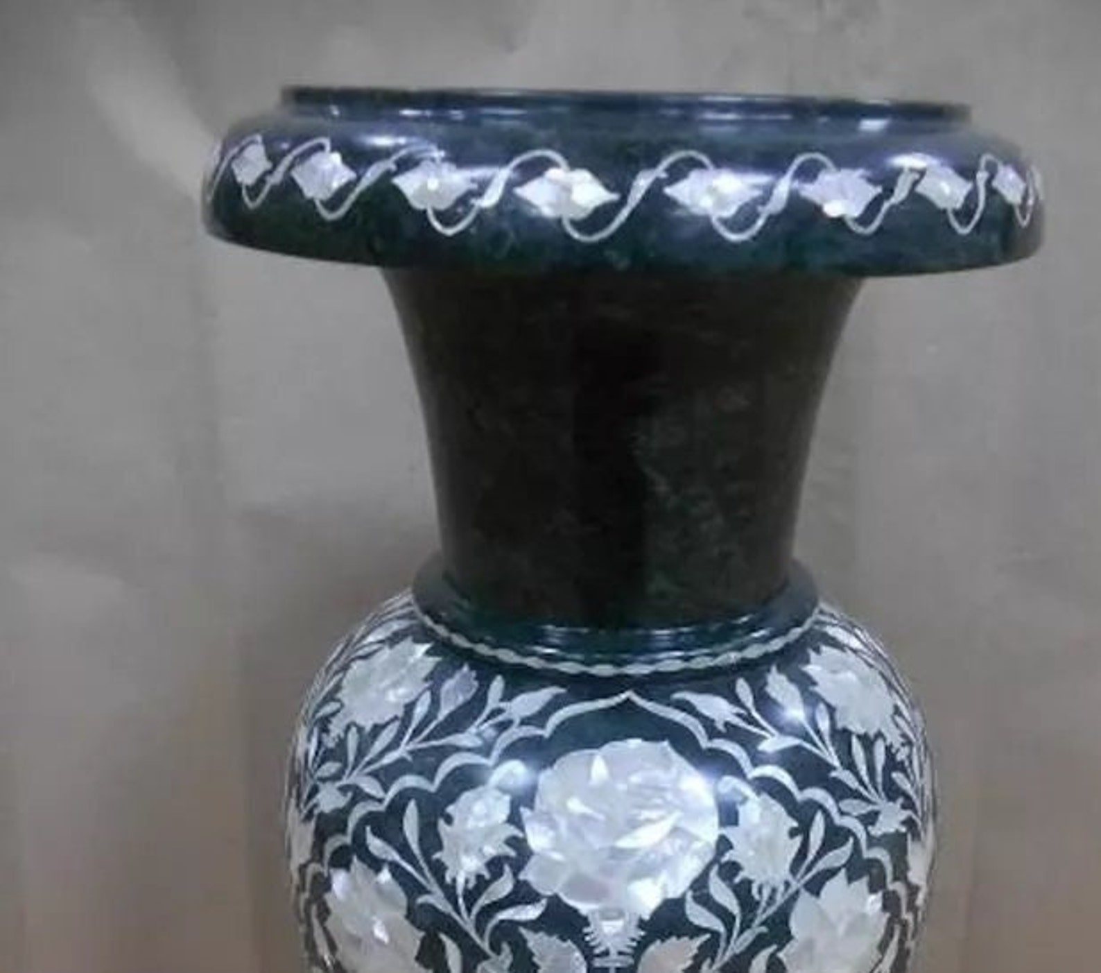 14" Green Marble Flower Vase With Beautiful Mother of Pearl Stone Inlay ...