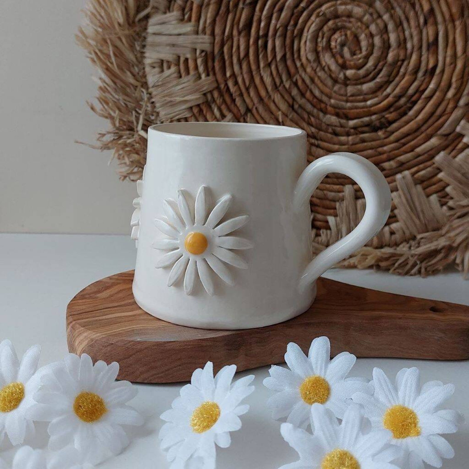 Daisy Coffee Mug, Ceramic Mug, Tea Cup, Gift for Her, Gift for Mom ...