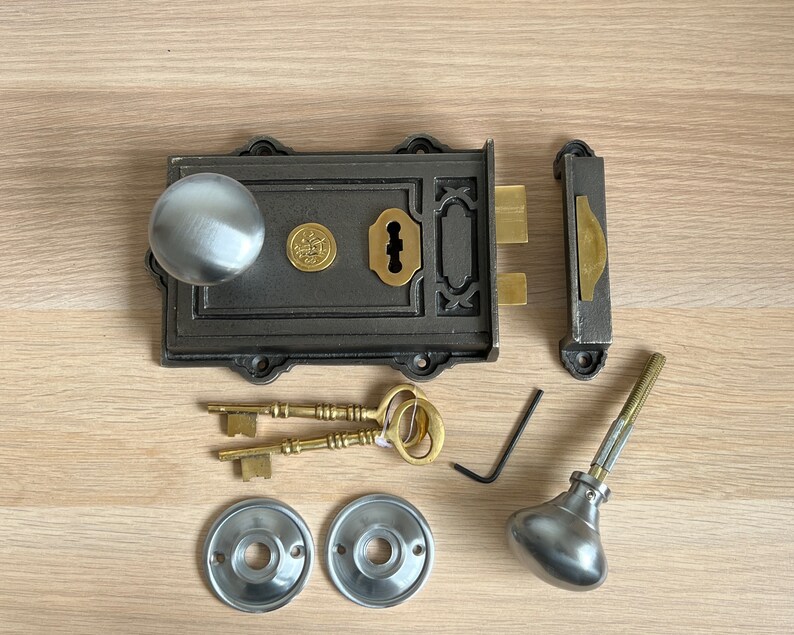 Cast Iron Davenport Rim Lock Satin Chrome Cottage Door Knobs, Antique Rustic Vintage Cottage ...