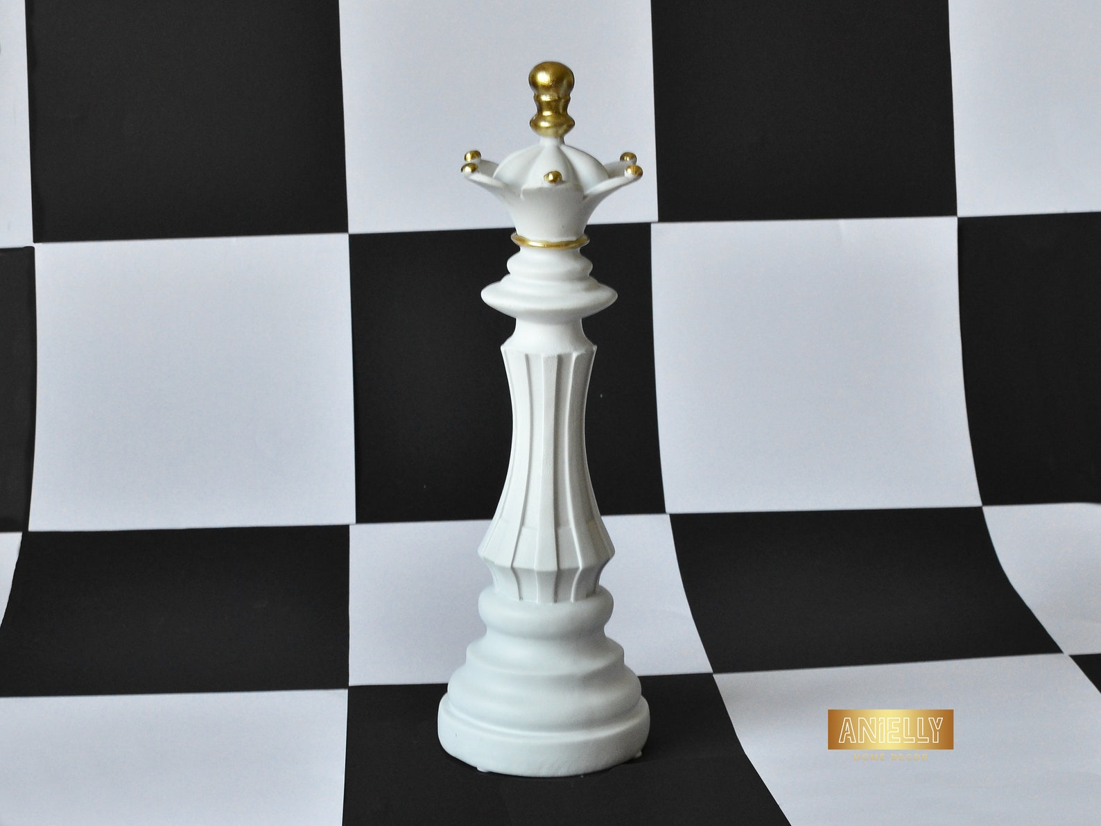 Weiße Schachfiguren Statuen, große Figuren, Schach Ritter, Königin ...