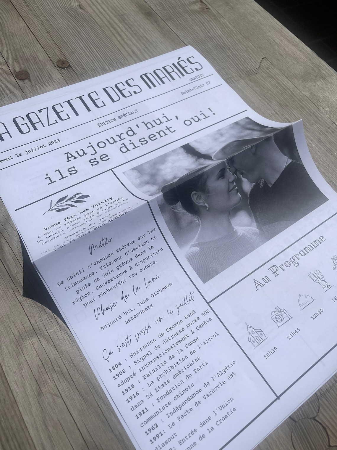Animation Mariage: Gazette des Mariés A3 en Français, personnalisable à ...