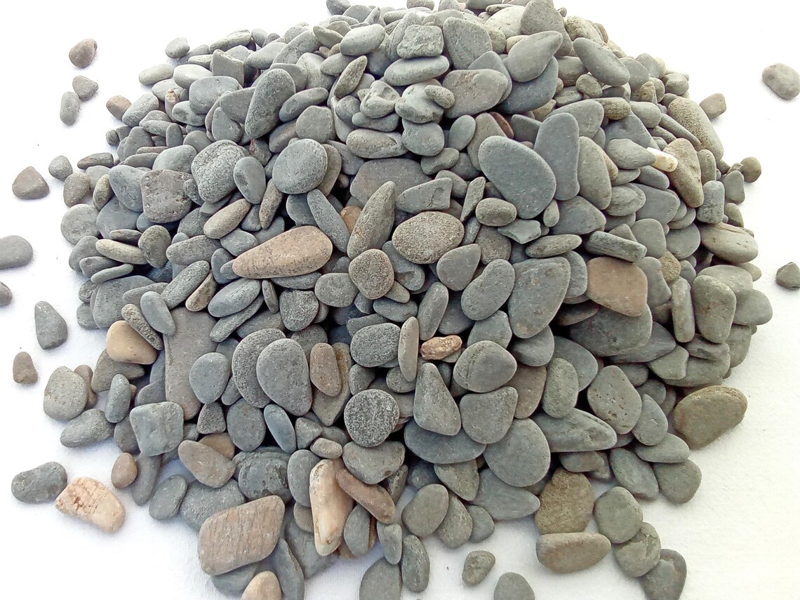 Small Tiny Sea Pebbles. Flat Sea Stones. Gray Beach Pebbles 0-30 Mm (0 ...