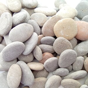 Flat Sea Pebbles. Oval, Semi-round Beach Pebbles 35-50 Mm (1.3-1.9") 30 ...