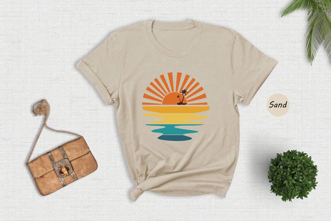 Sun Rays T-shirt, Beachy Vibes Shirt, Retro Sunset Rays Wavy Tee, Retro ...