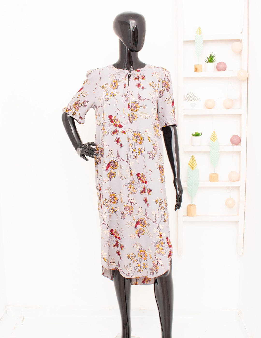 NOA NOA Dress Grey Floral Crape Chiffon Ruffle Shift Dress Round Hem ...
