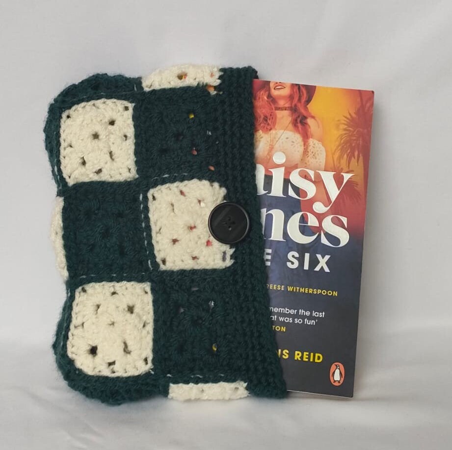 Crochet Pattern Granny Square Booksleeve - Etsy