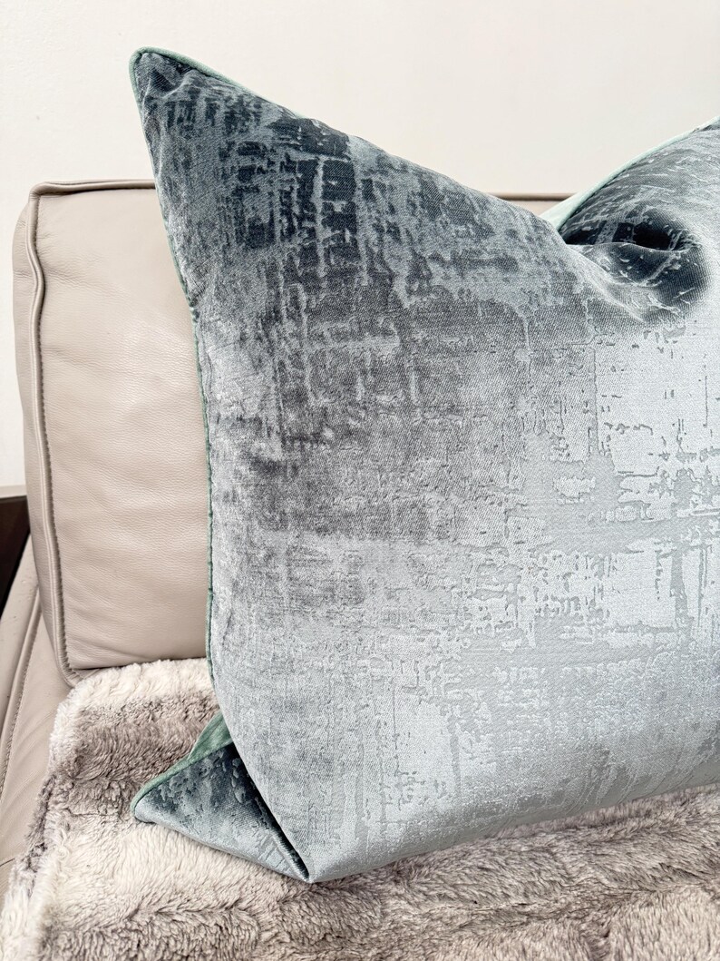 Callisto Home Light Blue 24x24 Textured Velvet Square Decorative Decor ...