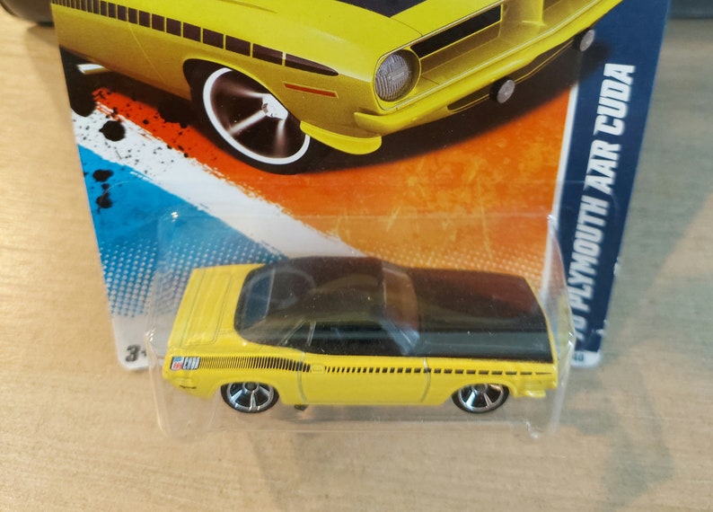 Hot Wheels '70 PLYMOUTH AAR Cuda - NIP - Yellow and Black - Etsy
