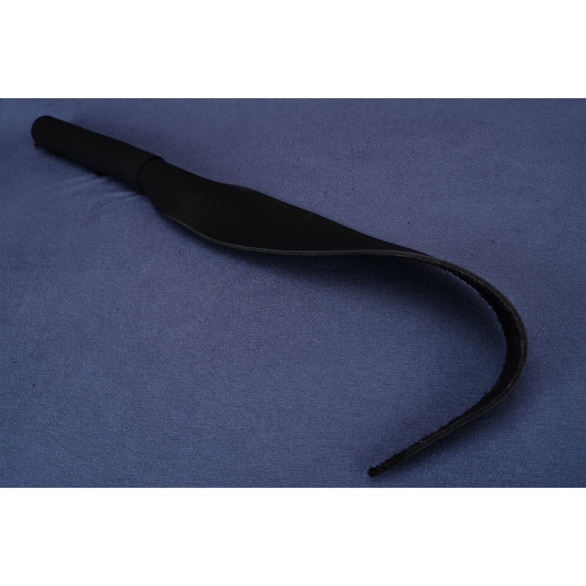 BDSM Real Leather Dragon Tongue/black Bullhide Flogger - Etsy