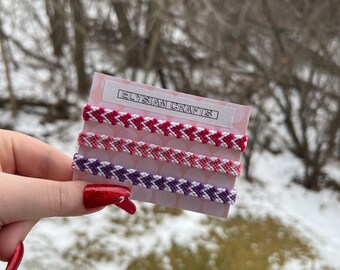 Tiny Heart Friendship Bracelet - Etsy