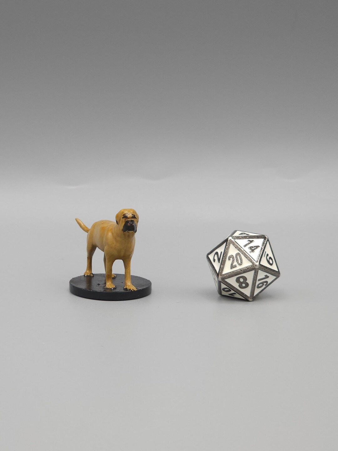 BEHOLD A Mastiff Miniature Hand Painted or Primed D&D / TTRPG Minis 8k ...