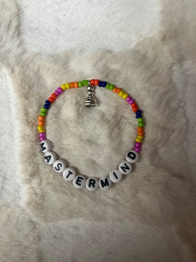 Taylor Swift Mastermind Friendship Bracelet - Etsy