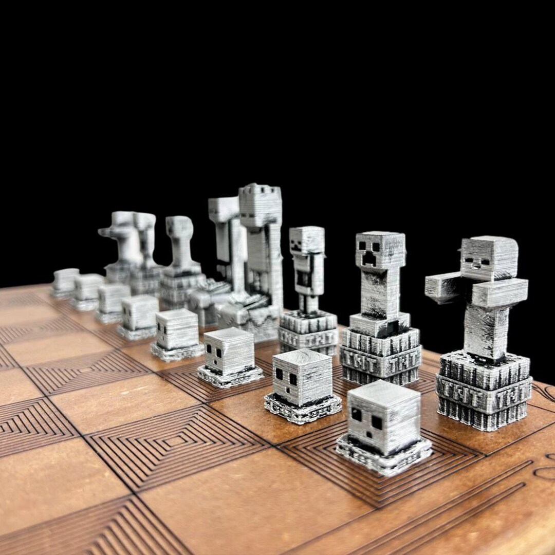 Metal Mine-craft Game Chess Set With Personalized Minecraft Chessboard ...