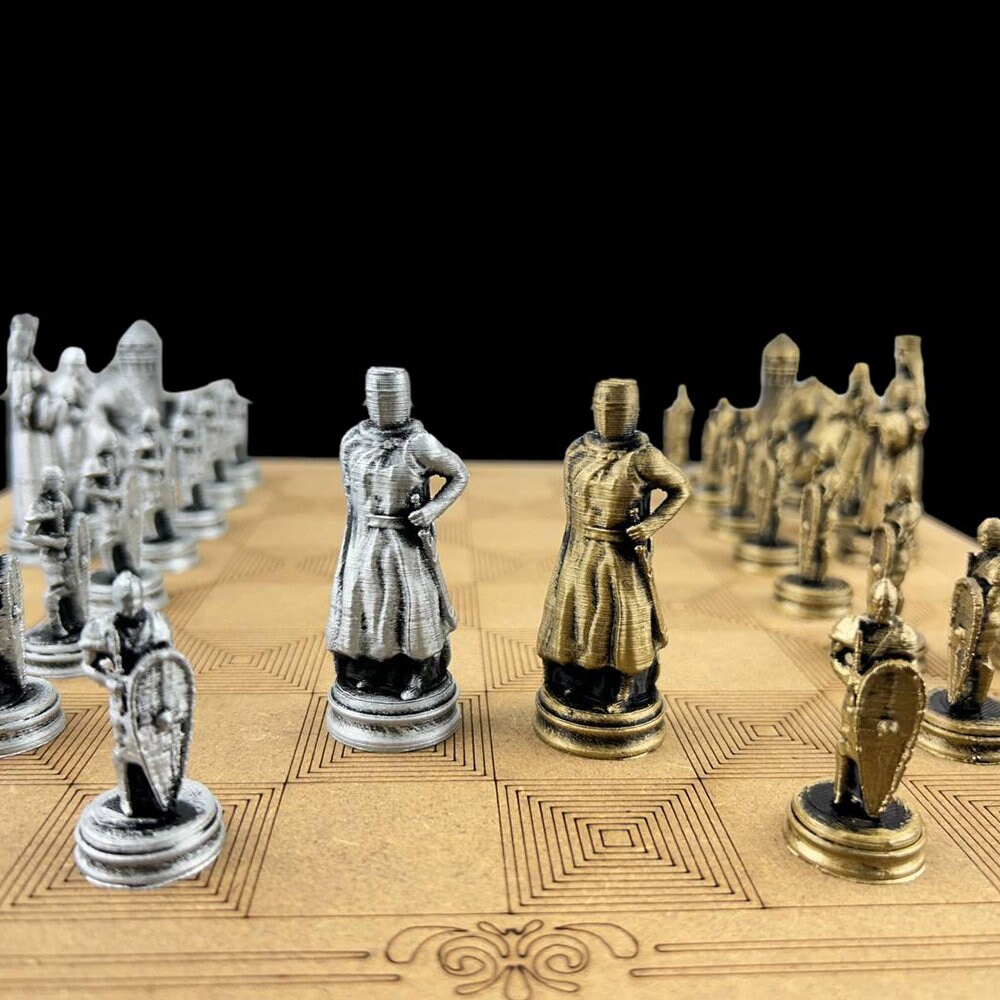 Metal Age of Empire Medieval Chess Set With Personalized Chessboard ...