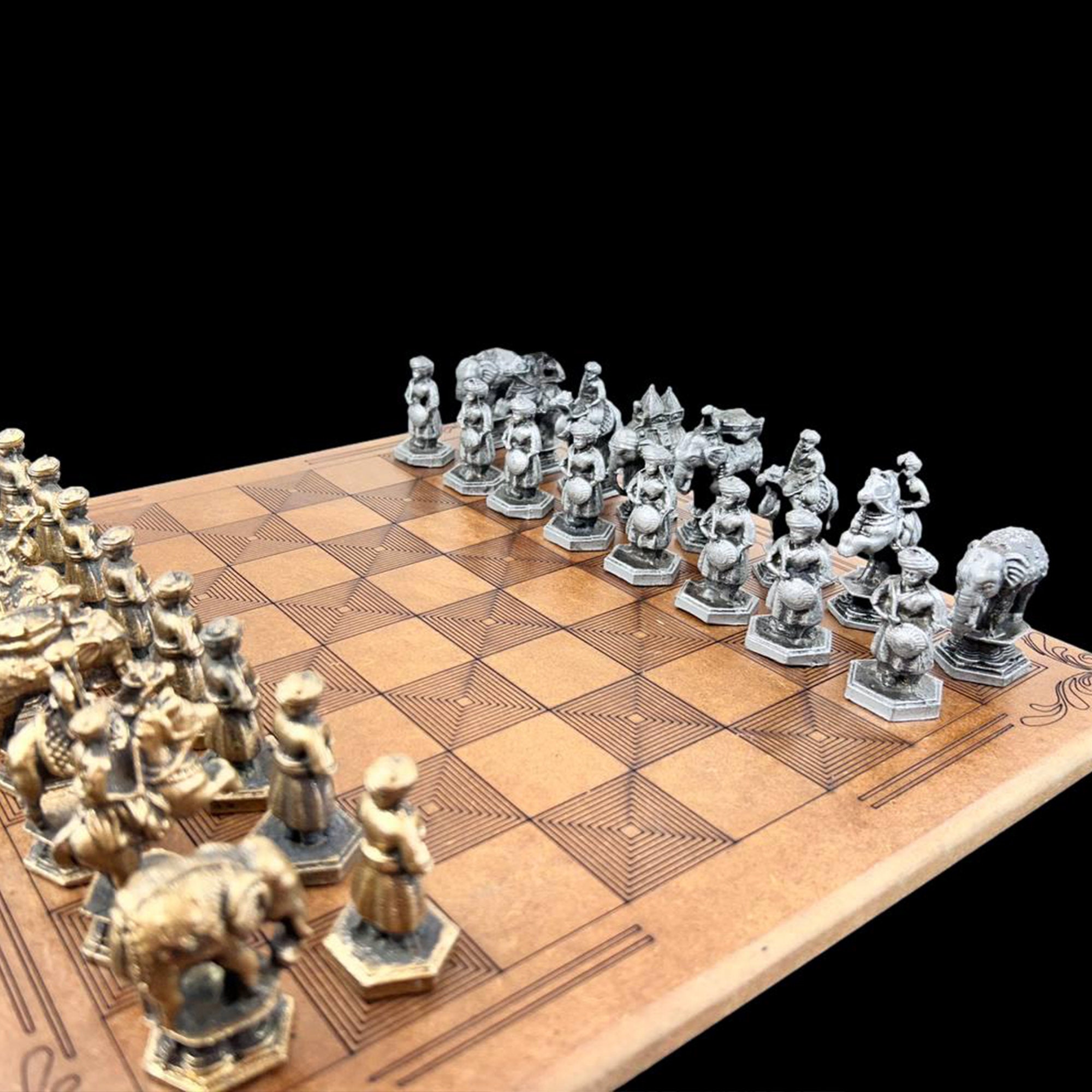 Indian Metal Chess Set With Marble Pattern Personalized Chessboard ...