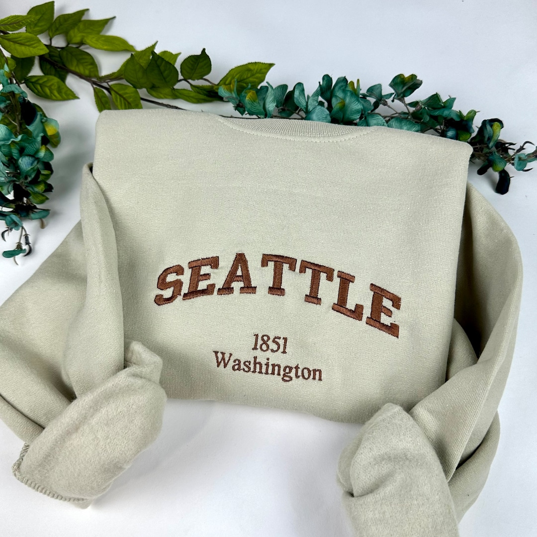Seattle Embroidered Crewneck Sweatshirt - Etsy