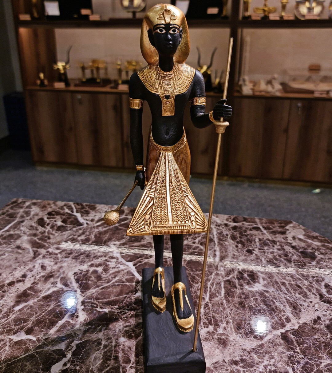 Egyptian Alka Guard of Tutankhamun Statue, Museum Reproduction With ...