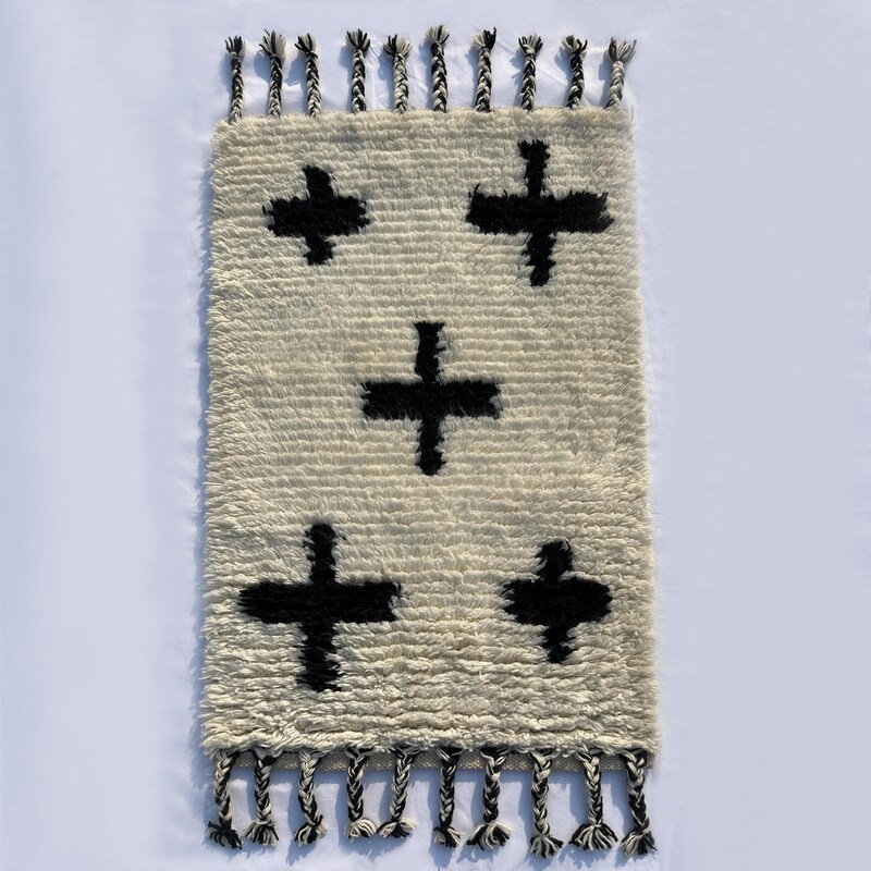 Swiss Cross Rug - Etsy