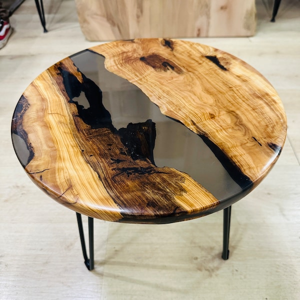 Round River Table - Etsy