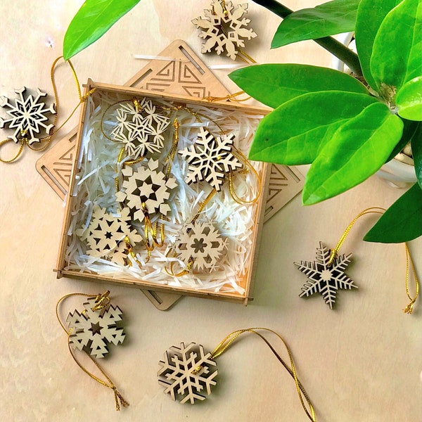 Snowflake Gift Box - Etsy