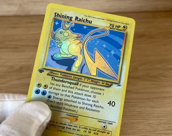 Shining Raichu 111/105 Neo Destiny - English Version Shining Raichu 111/105 Neo Destiny - English Version