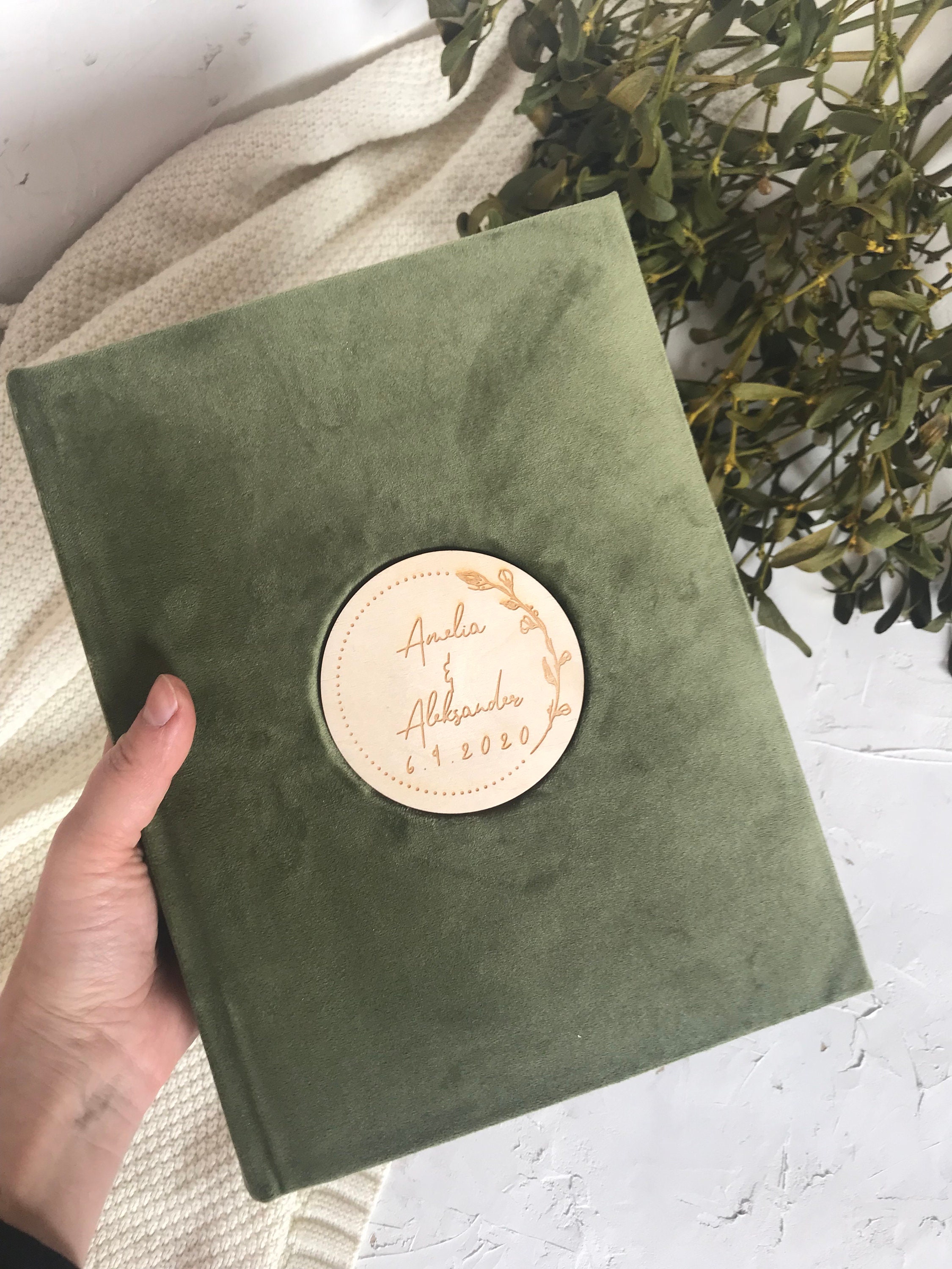 Large Personalized Velvet Slip-in Photo Album for 300 4x6 Photos, Photo ...