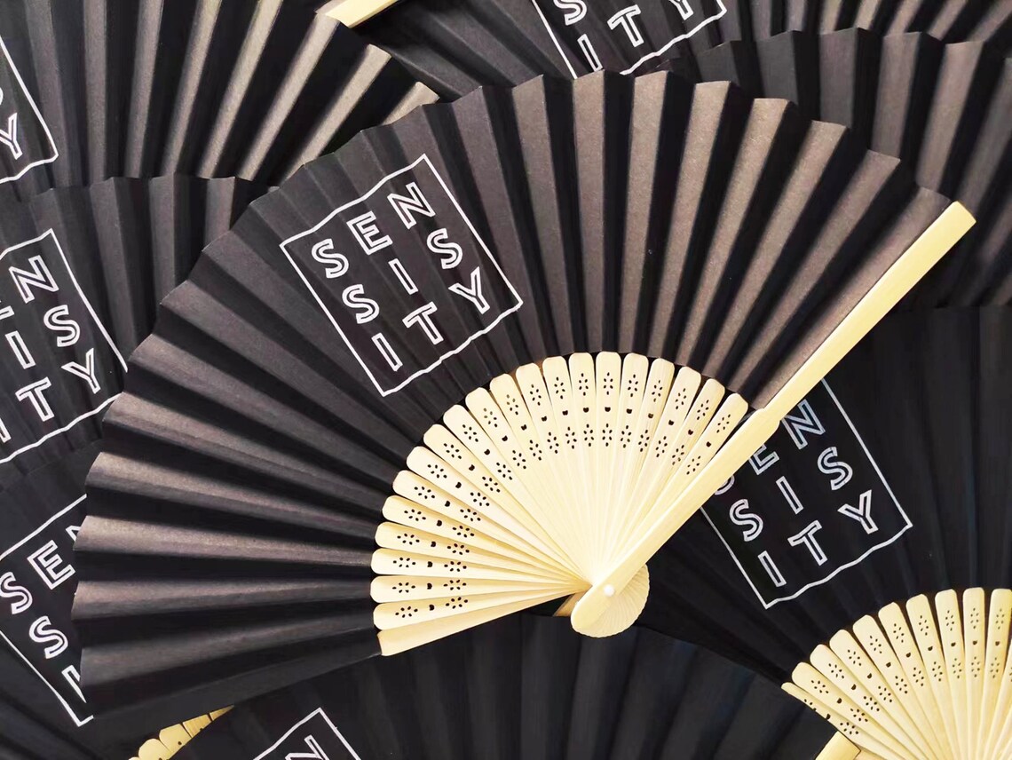 Red Paper Fans With Gold Logo,monogram Wedding Gifts, Events Promotion ...