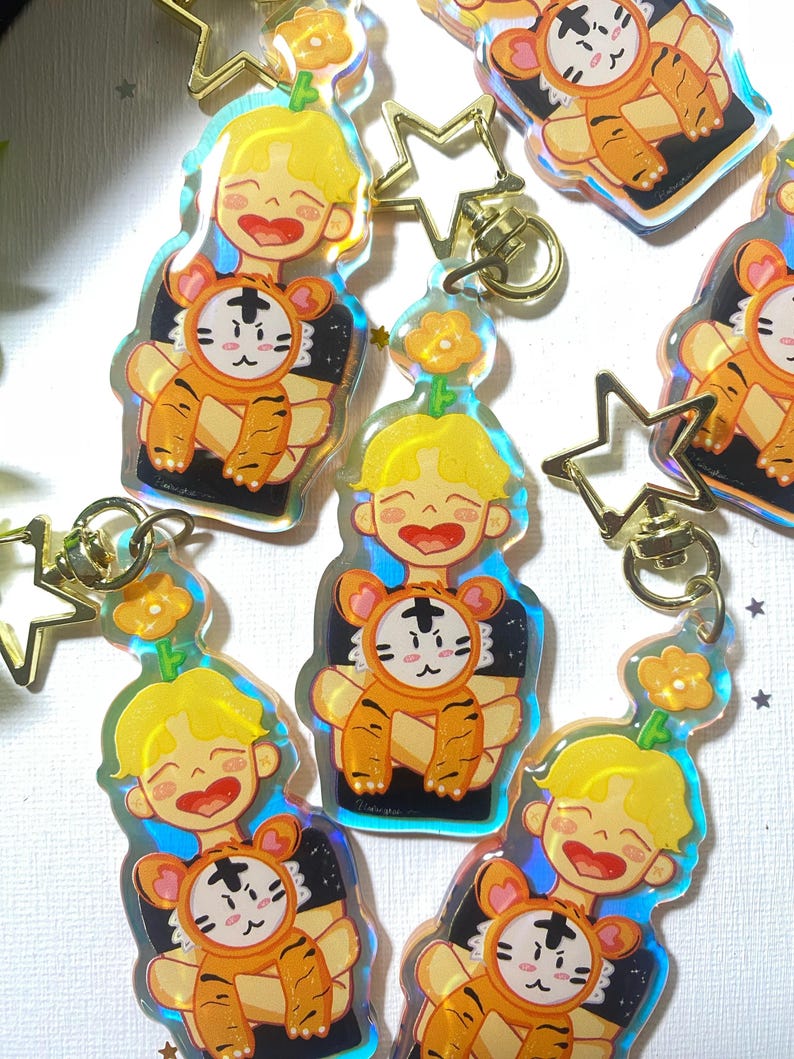 Seventeen Hoshi Tiger Flower 3 Inch Iridescent Acrylic Keychain - Etsy