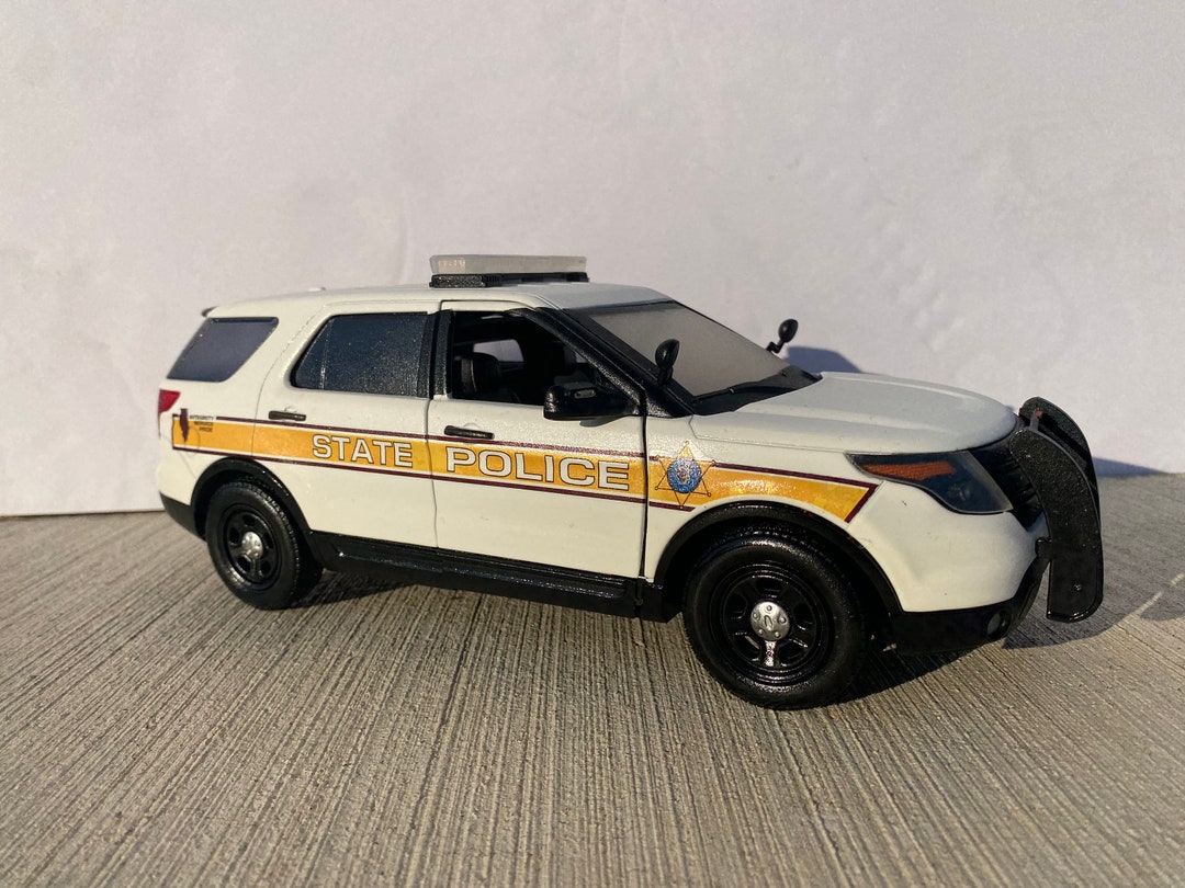 1/18 Illinois State Police Ford Explorer FPIU Utility SUV With Working ...