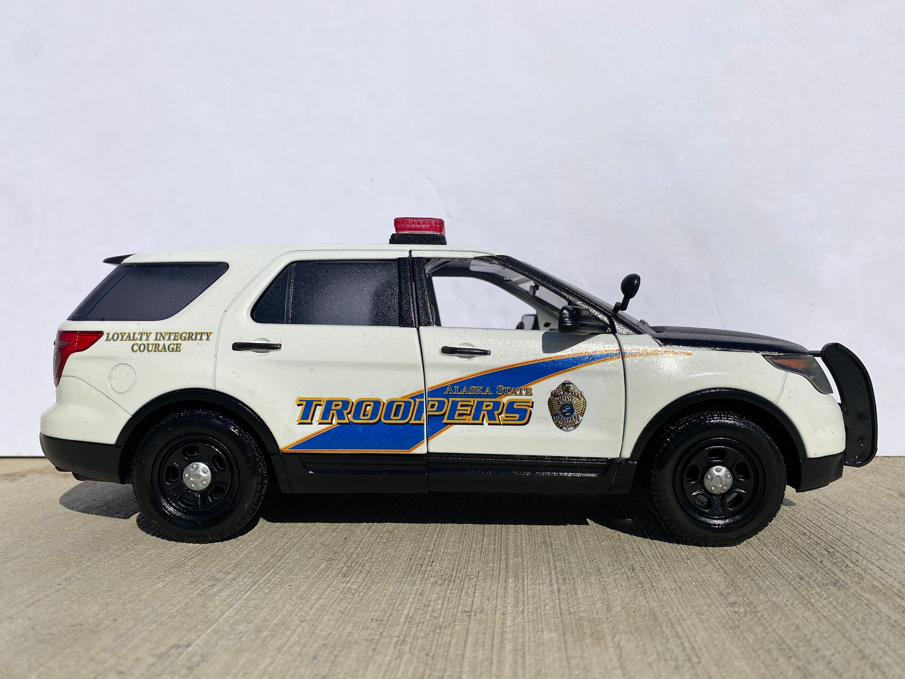 1/18 Alaska State Troopers Ford Explorer FPIU Utility SUV With - Etsy ...