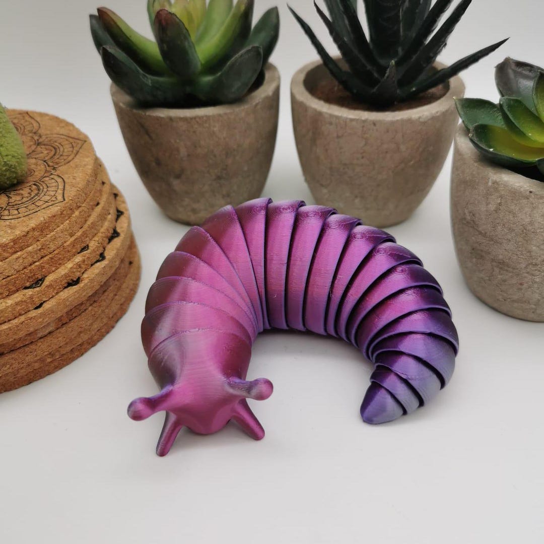 The Friendly Articulated Slug | Flexi-toy | Articulated Slug | Fidget ...