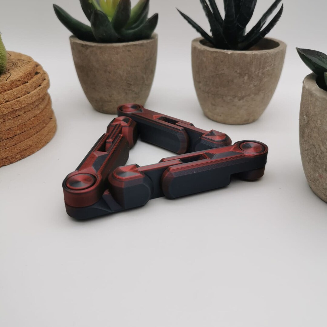 Infinity Flip - the Infinite Kaleidocycle, Kinetic Fidget Toy, Infinity ...