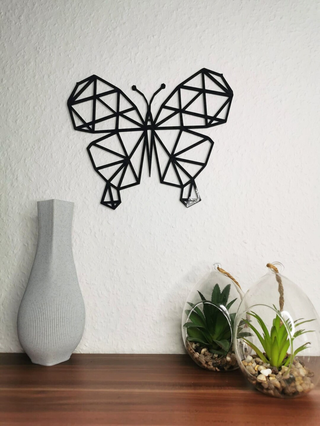 Polygon Monarch Butterfly Art - 2D Low-poly Wallart | Butterfly ...