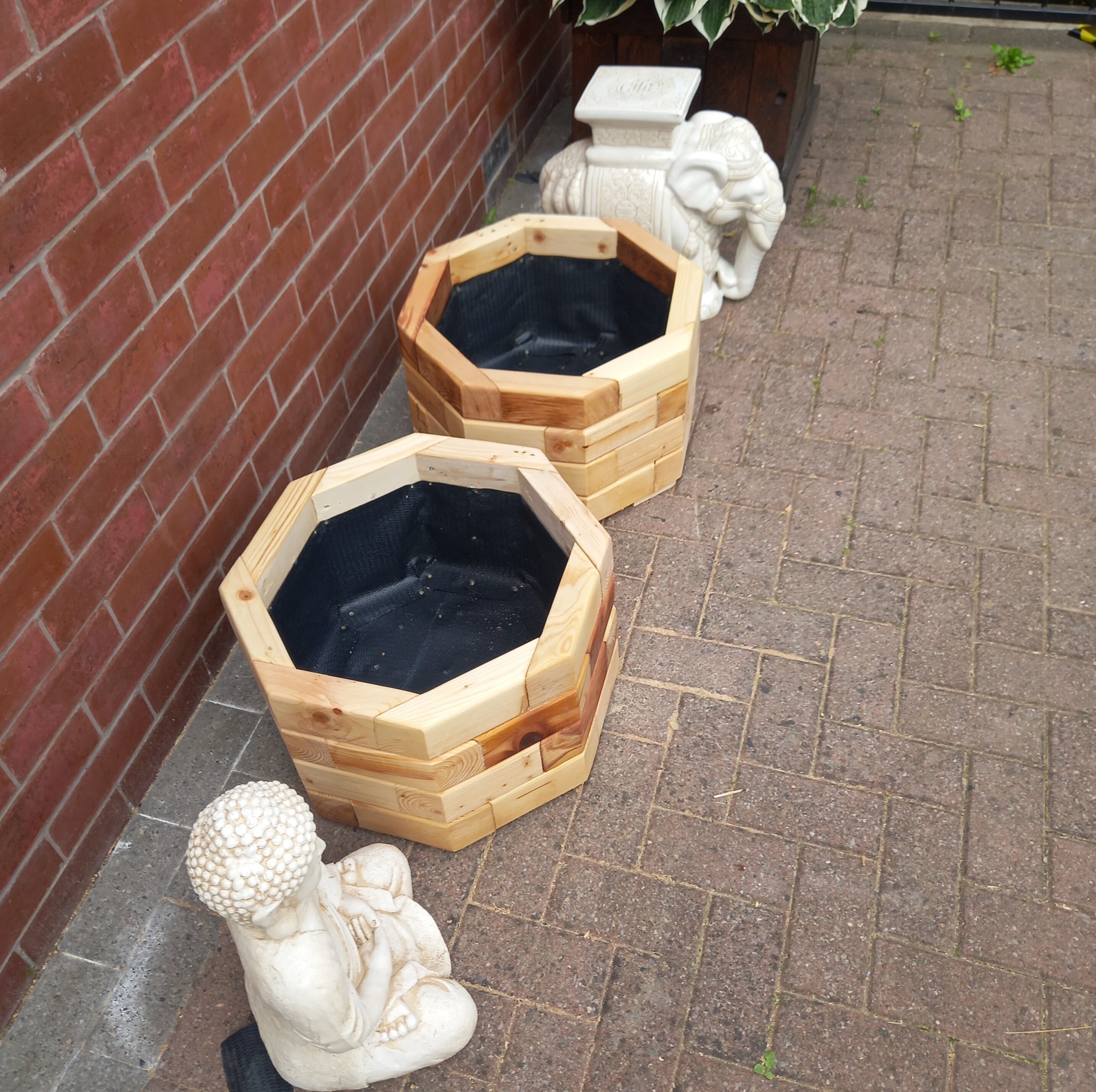 BEEFY Handmade Large Wooden Octagonal Planter - Etsy UK