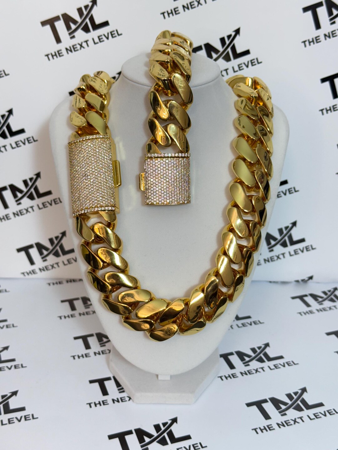30mm Iced Out Cuban Set: Moissanite Lock, Diamond Style Big Link ...