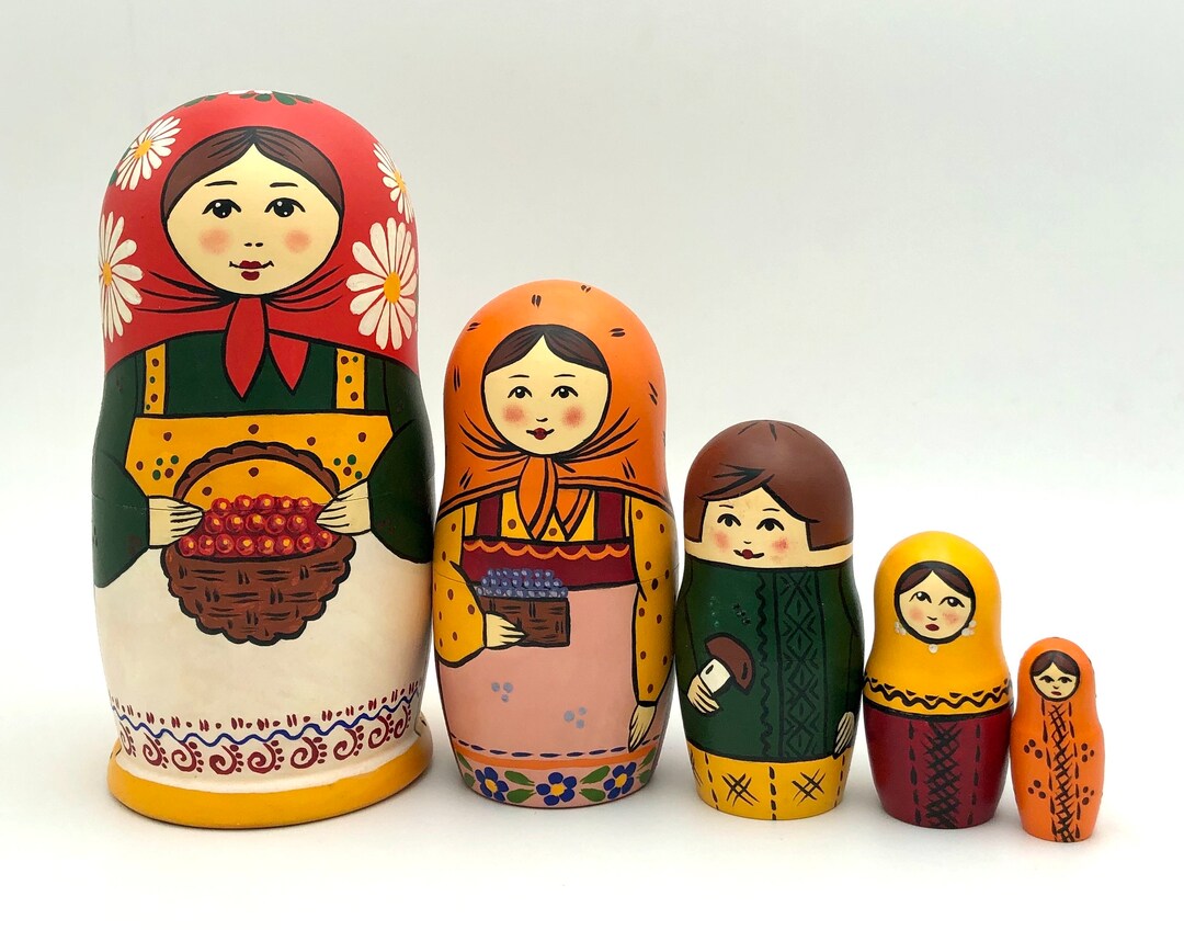 Traditional Nesting Dolls, Stacking Dolls, Handmade, Set With 5 Dolls, Matryoshka, Babushka ...