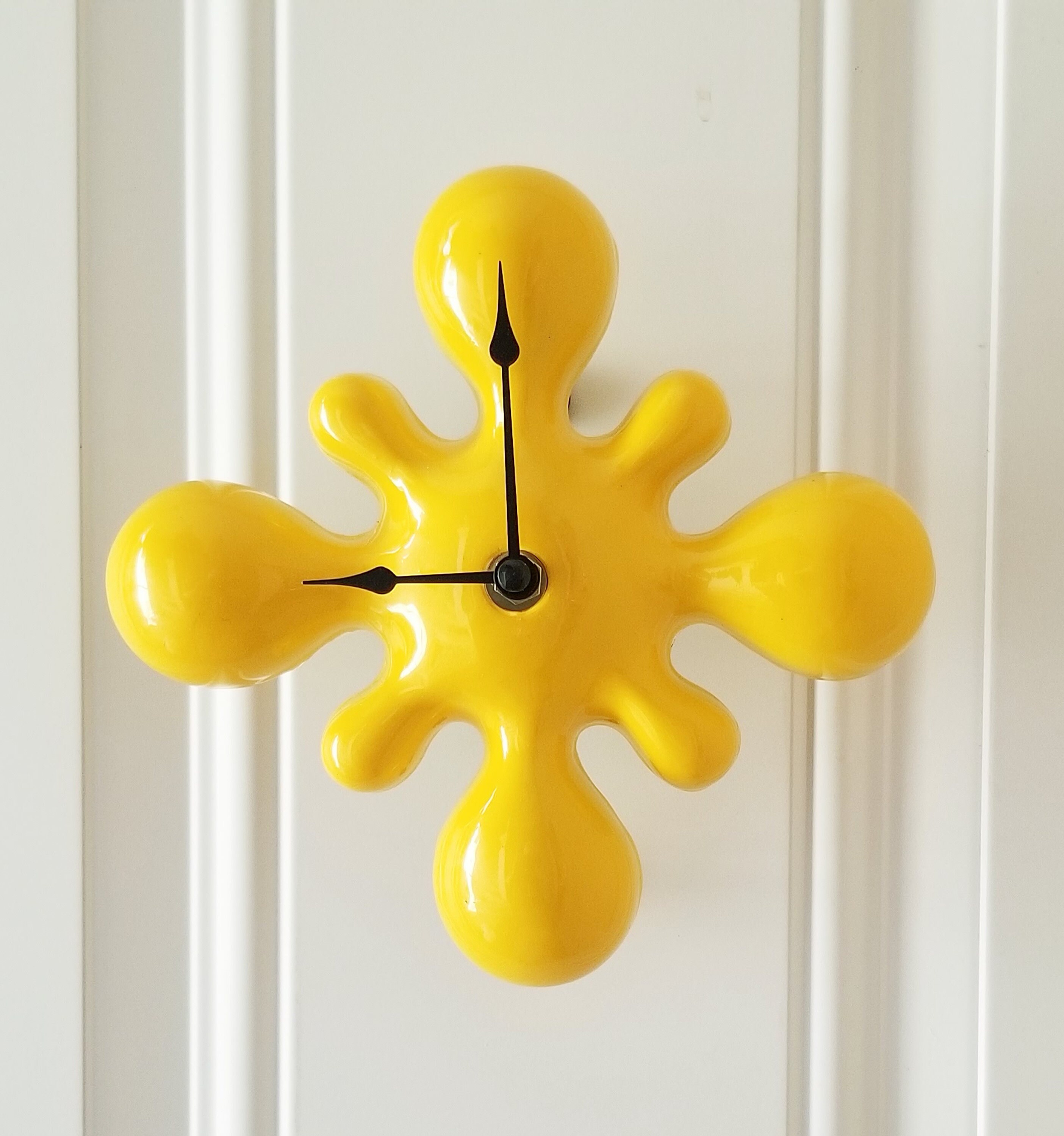 Beta Splatter Clock - Etsy