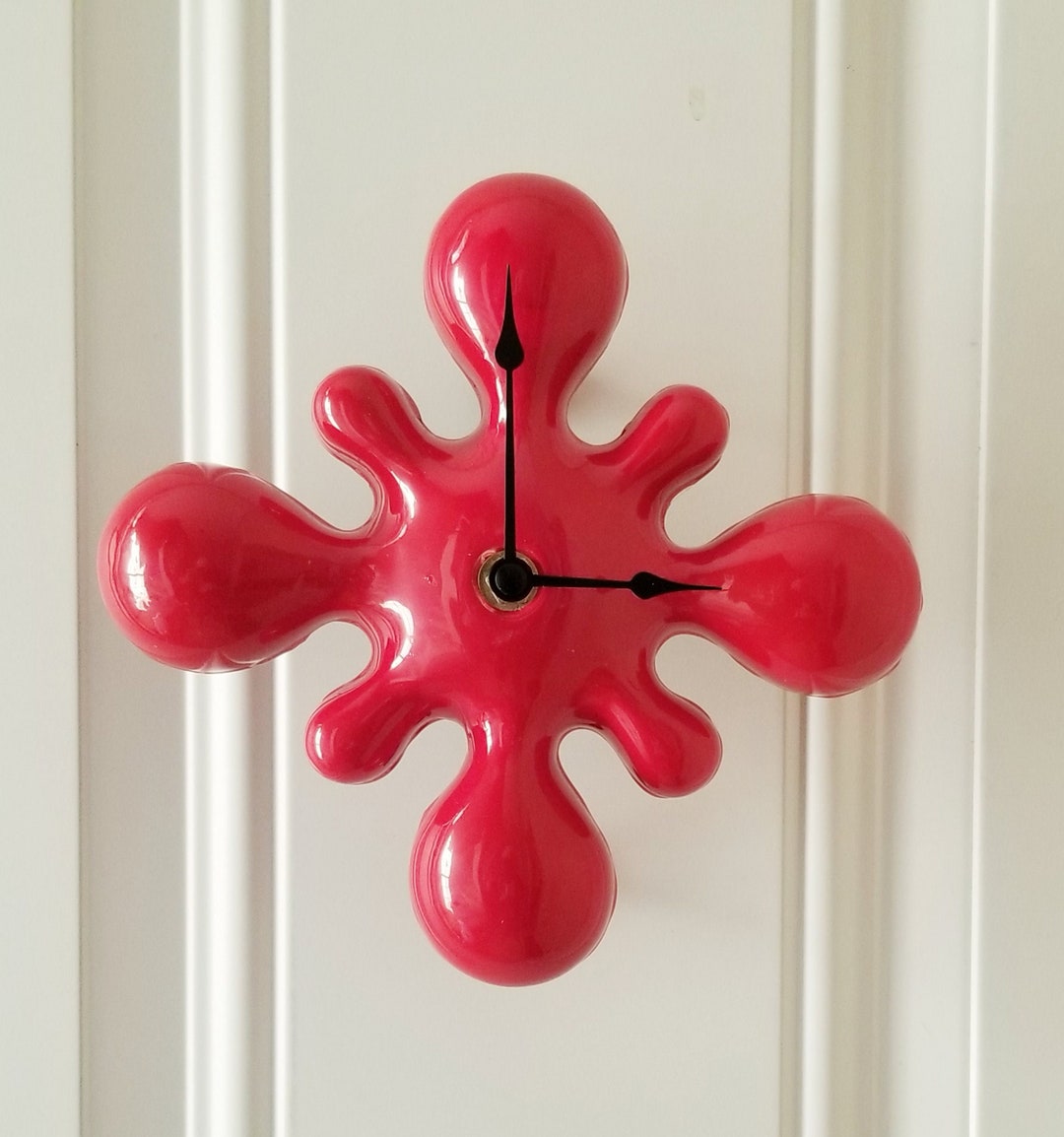 Beta Splatter Clock - Etsy