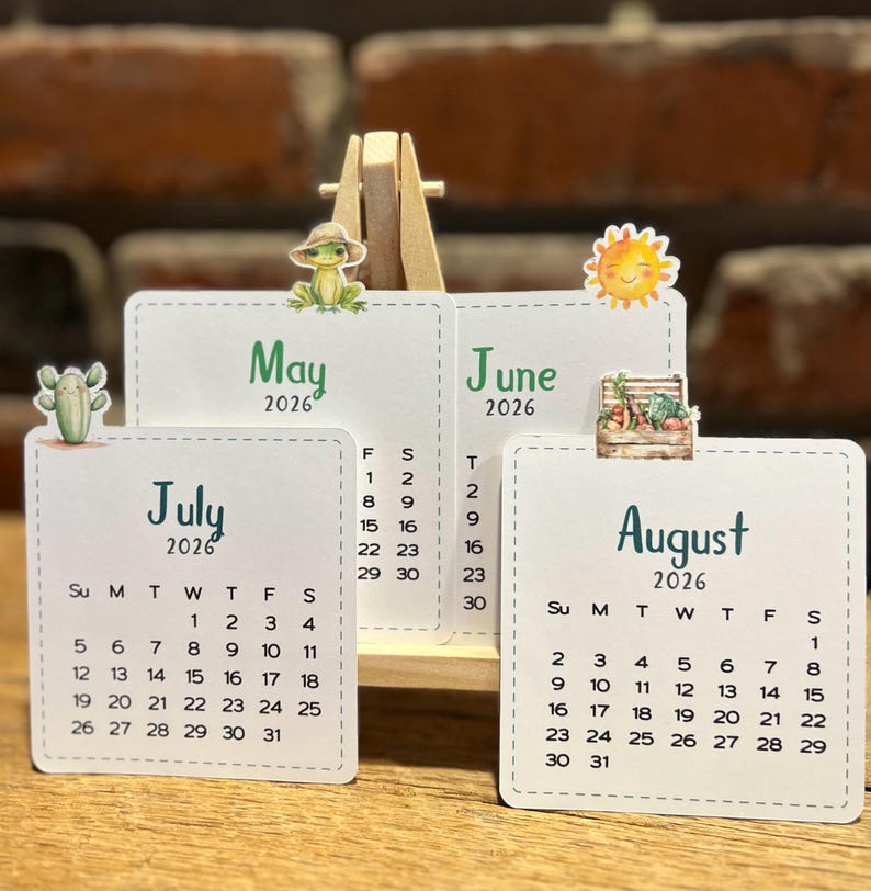 2026 GARDENING Mini Desk Calendar: Plants, Gnomes, Succulents, Garden ...